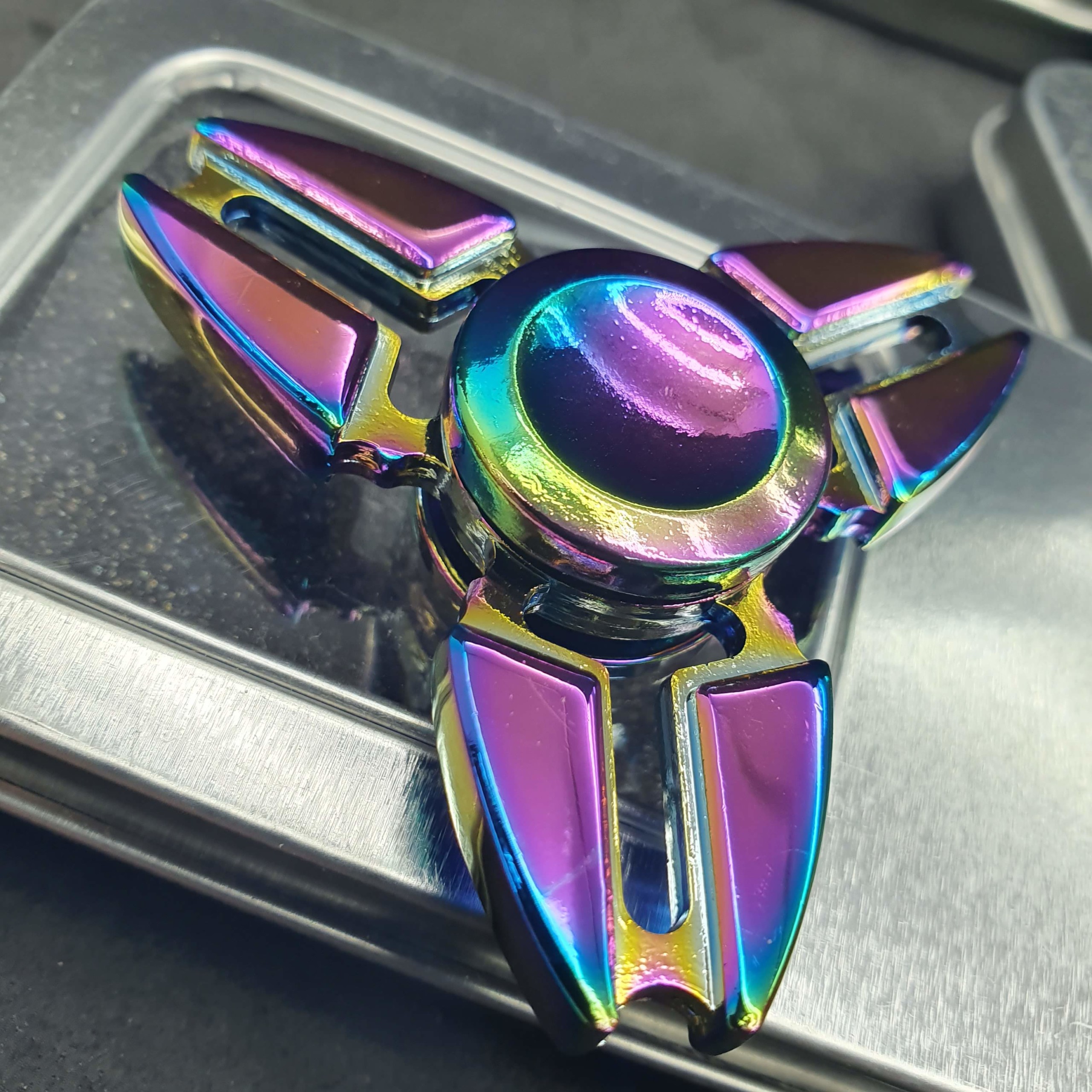 Hand Spinner de metal (ferro) anti stress Cor do arco-íris - Camaleão ...